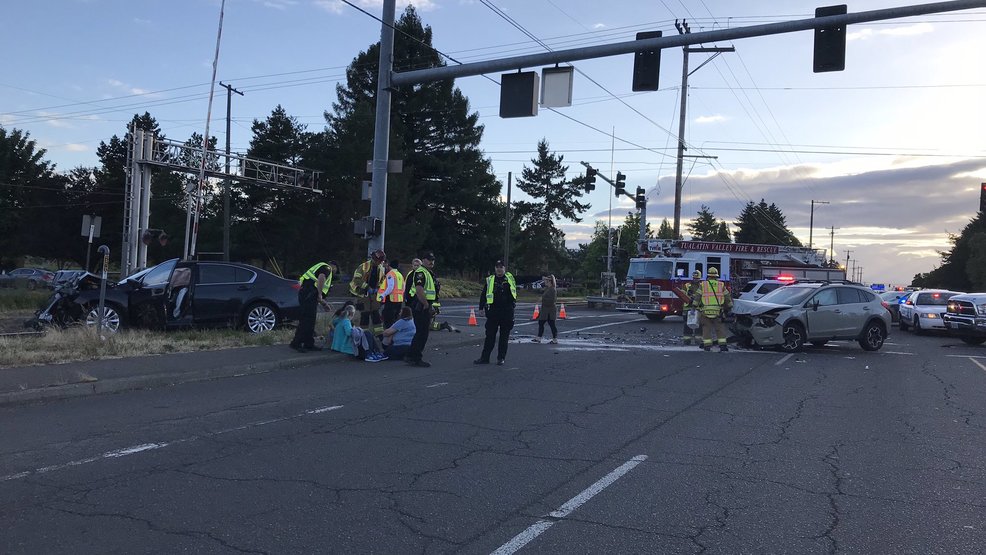 1 injured in Aloha crash | KATU