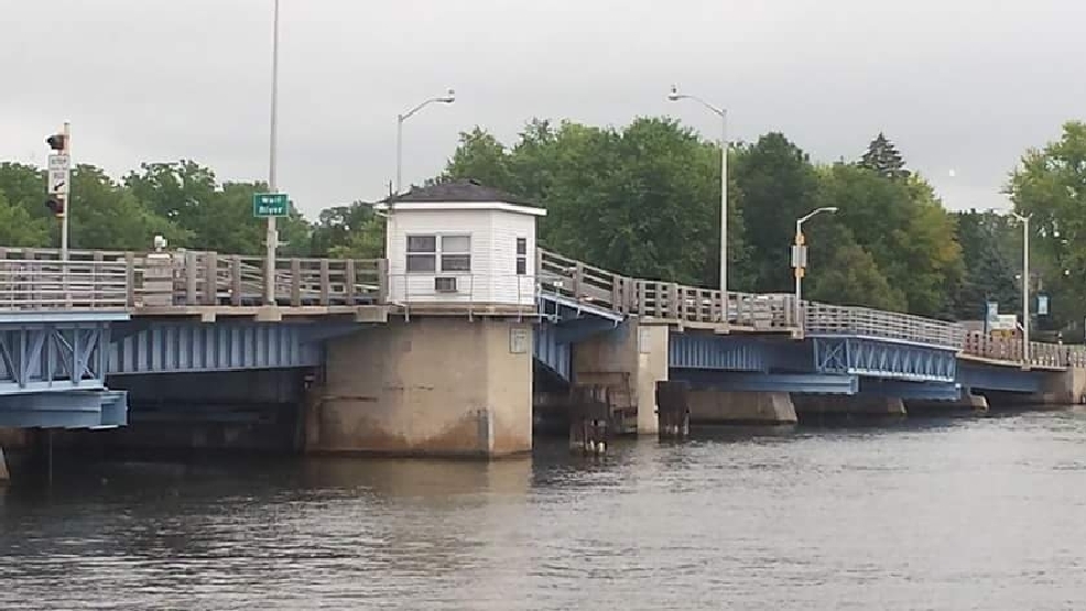 Bridge in Winneconne re-opened to drivers after short closing | WLUK